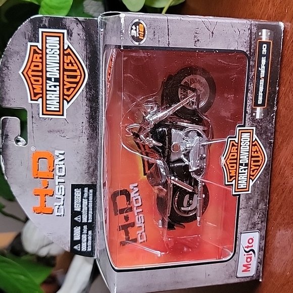 Harley-Davidson | Toys | Hd Custom Harley Davidson Motor Cycles Series ...